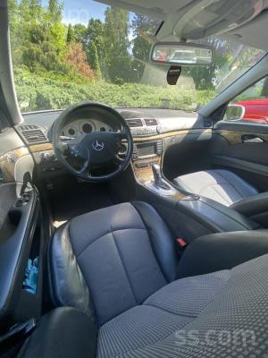 Mercedes-Benz E 320 2004 Rīga, ar dzinēja tilpumu 3.20 L un nobraukumu 487 tūkst. km par 3900 €, foto 1 vietnē AUTOMOTO.COM.LV