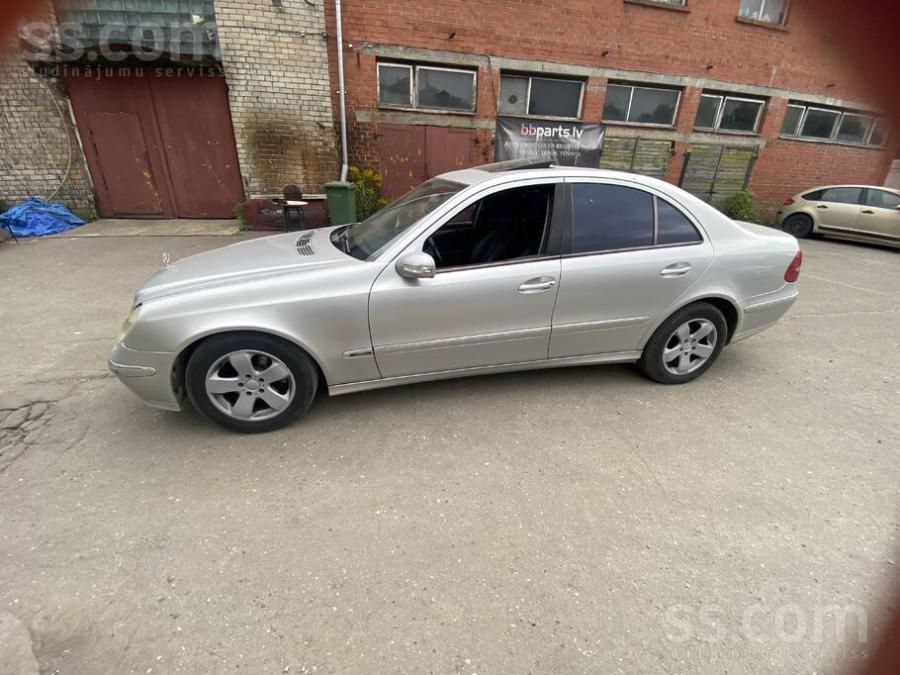 Mercedes-Benz E 320 2004 Jelgava, ar dzinēja tilpumu 3.20 L un nobraukumu 0 tūkst. km par 1650 €, foto 2 vietnē AUTOMOTO.COM.LV