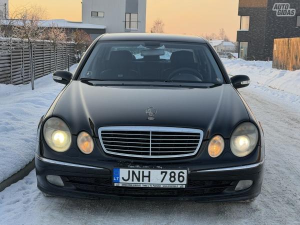Mercedes-Benz E 320 2004 in Vilnius, with an engine capacity of 3.20 L and mileage of 480 thousand km for 1500 €, photo 9 on AUTOMOTO.COM.LV