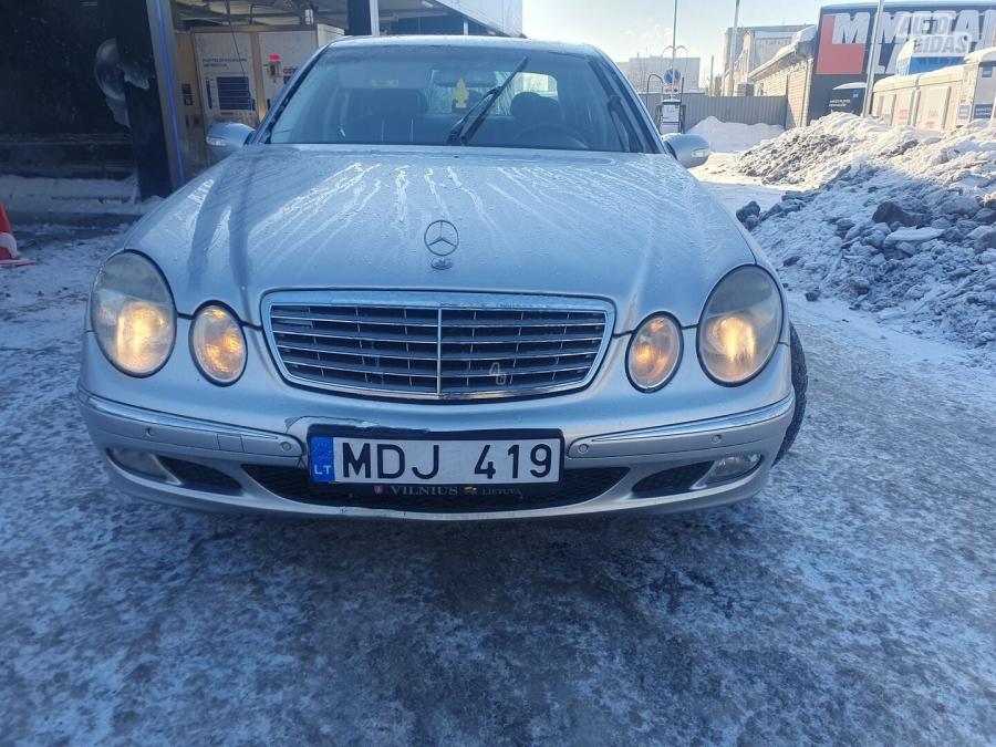 Mercedes-Benz E 320 2004 in Kaunas, with an engine capacity of 3.20 L and mileage of 360 thousand km for 2150 €, photo 5 on AUTOMOTO.COM.LV