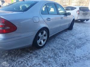 Mercedes-Benz E 320 2004 in Kaunas, with an engine capacity of 3.20 L and mileage of 360 thousand km for 2150 €, photo 7 on AUTOMOTO.COM.LV