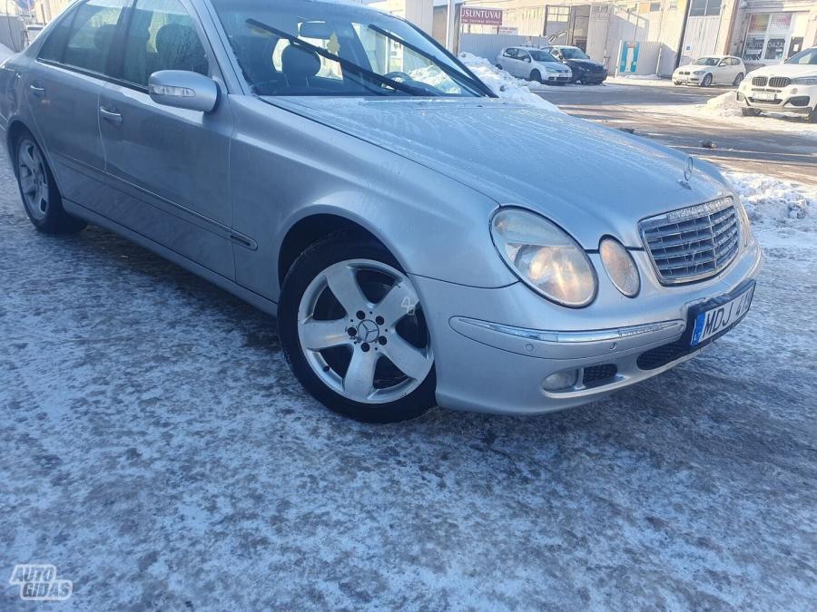 Mercedes-Benz E 320 2004 in Kaunas, with an engine capacity of 3.20 L and mileage of 360 thousand km for 2150 €, photo 1 on AUTOMOTO.COM.LV