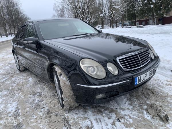 Mercedes-Benz E 320 2004 in Vilnius, with an engine capacity of 3.20 L and mileage of 421 thousand km for 2450 €, photo 2 on AUTOMOTO.COM.LV