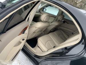 Mercedes-Benz E 320 2004 in Vilnius, with an engine capacity of 3.20 L and mileage of 421 thousand km for 2450 €, photo 7 on AUTOMOTO.COM.LV