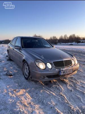 Mercedes-Benz E 320 2004 Šauļi, ar dzinēja tilpumu 3.20 L un nobraukumu 400 tūkst. km par 2300 €, foto  vietnē AUTOMOTO.COM.LV