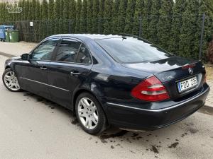 Mercedes-Benz E 320 2004 in Kaunas, with an engine capacity of 3.20 L and mileage of 499 thousand km for 1900 €, photo 3 on AUTOMOTO.COM.LV