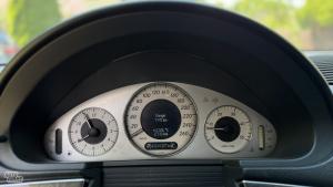 Mercedes-Benz E 320 2004 in Vilnius, with an engine capacity of 3.20 L and mileage of 431 thousand km for 1950 €, photo 19 on AUTOMOTO.COM.LV