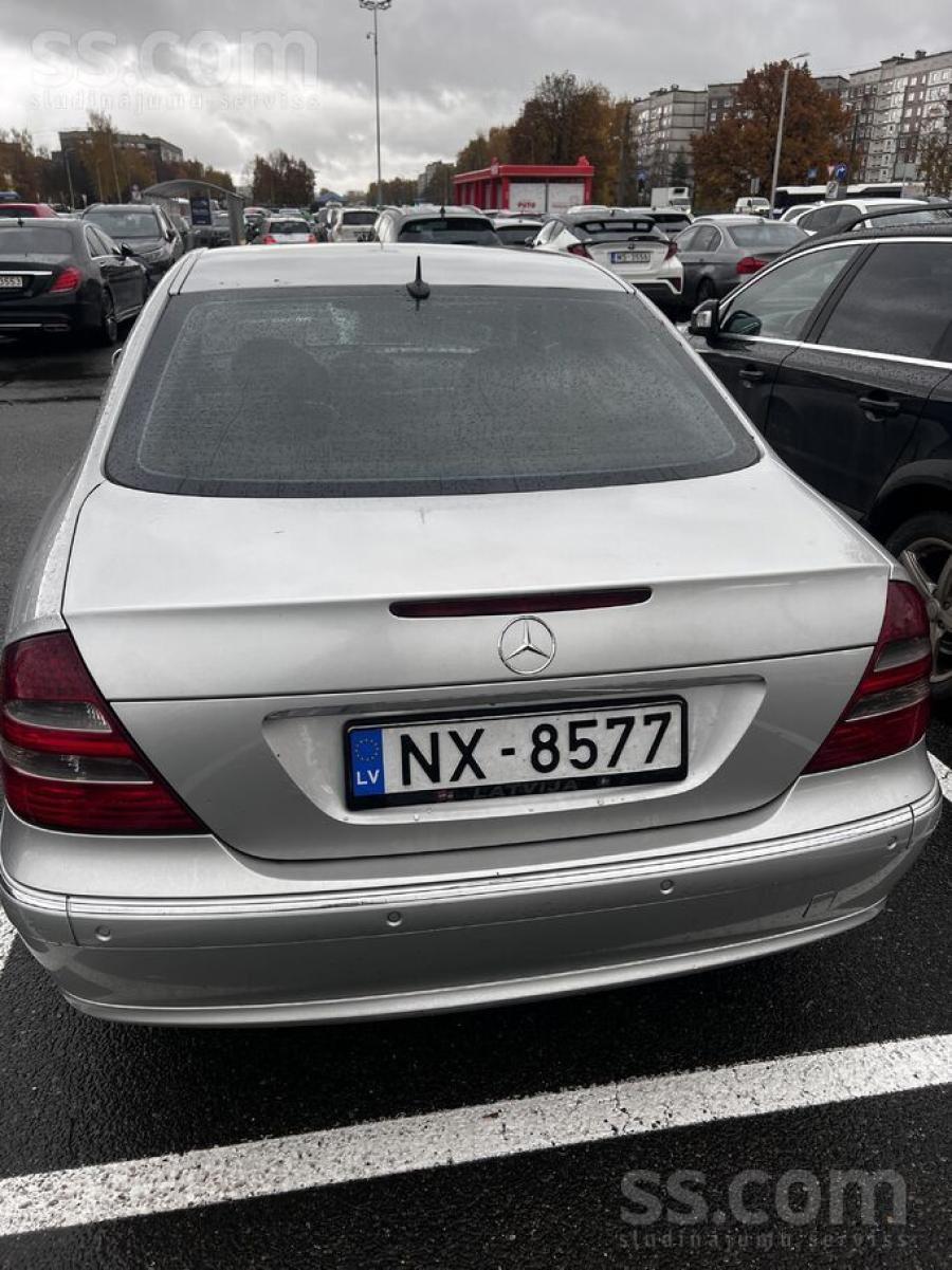 Мерседес Е 320 2004 в Рига, объемом двигателя 3.20 л и пробегом 458 тыс. км за 1500 €, фото 7 на AUTOMOTO.COM.LV