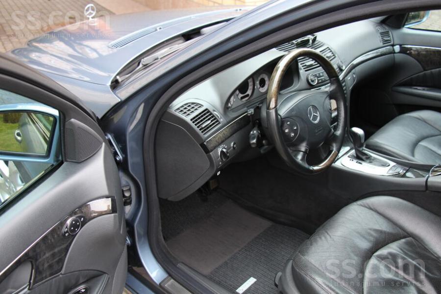 Mercedes-Benz E 320 2004 Liepāja, ar dzinēja tilpumu 3.20 L un nobraukumu 0 tūkst. km par 6000 €, foto 11 vietnē AUTOMOTO.COM.LV