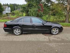 Mercedes-Benz E 320 2004 Prienai, ar dzinēja tilpumu 3.20 L un nobraukumu 350 tūkst. km par 1600 €, foto 4 vietnē AUTOMOTO.COM.LV