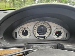 Mercedes-Benz E 320 2004 Prienai, ar dzinēja tilpumu 3.20 L un nobraukumu 350 tūkst. km par 1600 €, foto 12 vietnē AUTOMOTO.COM.LV