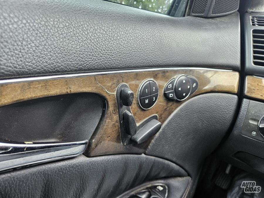 Mercedes-Benz E 320 2004 Prienai, ar dzinēja tilpumu 3.20 L un nobraukumu 350 tūkst. km par 1600 €, foto 13 vietnē AUTOMOTO.COM.LV