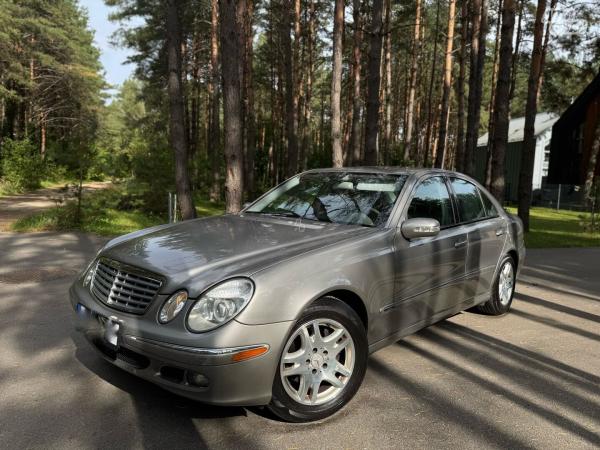Mercedes-Benz E 320 2005 in Vilnius on AUTOMOTO.COM.LV Mercedes-Benz E 320 2005 in Vilnius, with an engine capacity of 3.20 L and mileage of 162 thousand km for 3199 β¬, photo 1 on AUTOMOTO.COM.LV