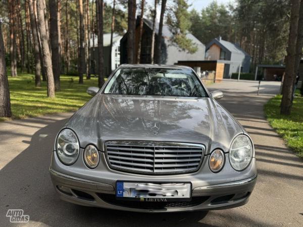 Mercedes-Benz E 320 2005 in Vilnius on AUTOMOTO.COM.LV Mercedes-Benz E 320 2005 in Vilnius, with an engine capacity of 3.20 L and mileage of 162 thousand km for 3199 β¬, photo 3 on AUTOMOTO.COM.LV