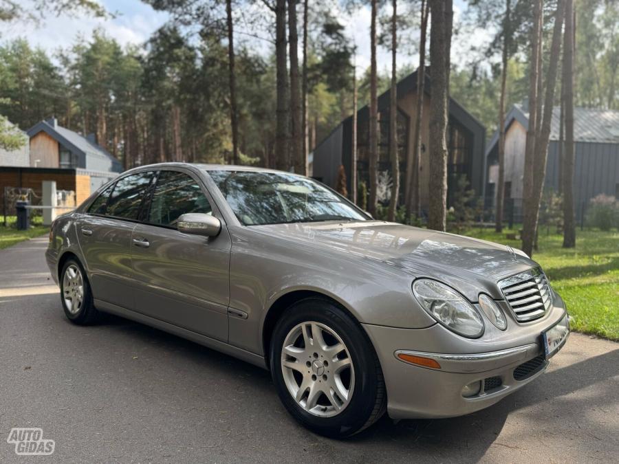 Mercedes-Benz E 320 2005 in Vilnius, with an engine capacity of 3.20 L and mileage of 162 thousand km for 3199 €, photo 4 on AUTOMOTO.COM.LV
