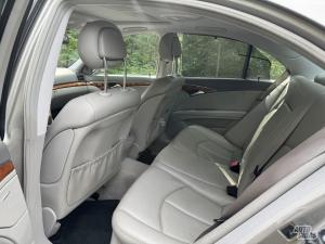 Mercedes-Benz E 320 2005 in Vilnius, with an engine capacity of 3.20 L and mileage of 162 thousand km for 3199 €, photo 13 on AUTOMOTO.COM.LV