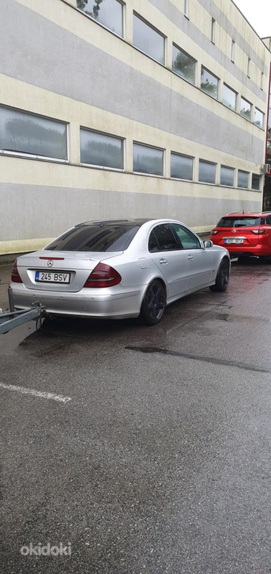 Mercedes-Benz E 320 2006 in Parnu, with an engine capacity of 3.00 L and mileage of 418 thousand km for 3080 €, photo 12 on AUTOMOTO.COM.LV