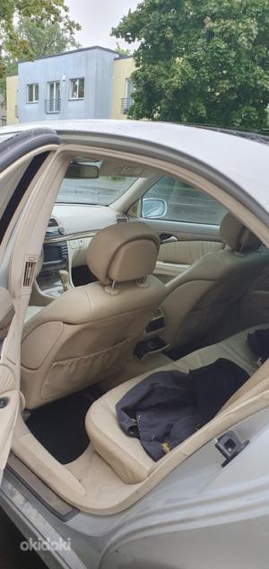 Mercedes-Benz E 320 2006 in Parnu, with an engine capacity of 3.00 L and mileage of 418 thousand km for 3080 €, photo 16 on AUTOMOTO.COM.LV