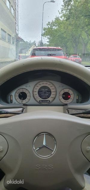 Mercedes-Benz E 320 2006 in Parnu, with an engine capacity of 3.00 L and mileage of 418 thousand km for 3080 €, photo 19 on AUTOMOTO.COM.LV