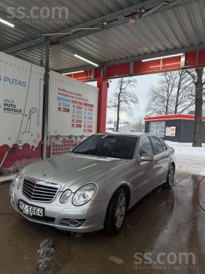 Mercedes-Benz E 320 2007 in Riga, with an engine capacity of 3.00 L and mileage of 295 thousand km for 3900 €, photo  on AUTOMOTO.COM.LV