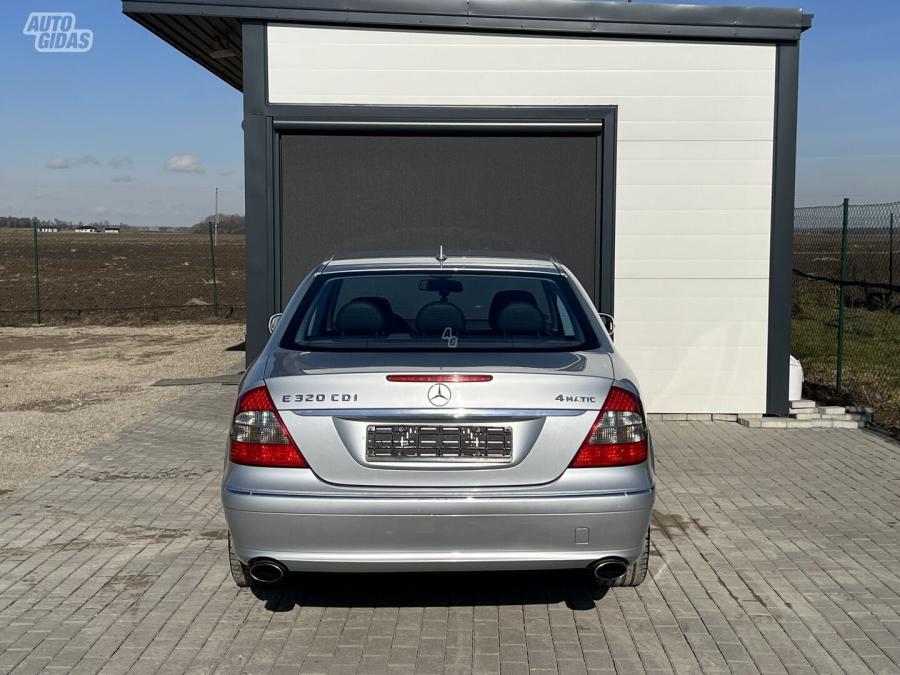 Mercedes-Benz E 320 2007 Kauņa, ar dzinēja tilpumu 3.00 L un nobraukumu 293 tūkst. km par 2499 €, foto 8 vietnē AUTOMOTO.COM.LV