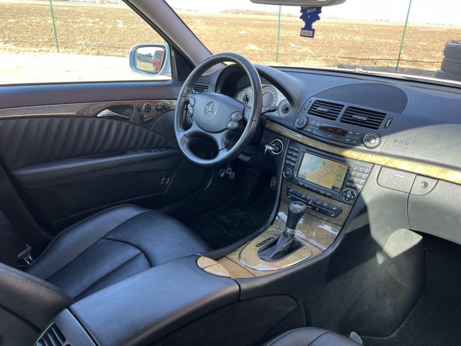 Mercedes-Benz E 320 2007 Kauņa, ar dzinēja tilpumu 3.00 L un nobraukumu 293 tūkst. km par 2499 €, foto 13 vietnē AUTOMOTO.COM.LV