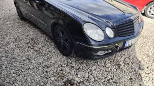 Mercedes-Benz E 320 2007 in Marijampole, with an engine capacity of 3.00 L and mileage of 330 thousand km for 1050 €, photo 4 on AUTOMOTO.COM.LV