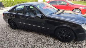 Mercedes-Benz E 320 2007 in Marijampole, with an engine capacity of 3.00 L and mileage of 330 thousand km for 1050 €, photo 5 on AUTOMOTO.COM.LV