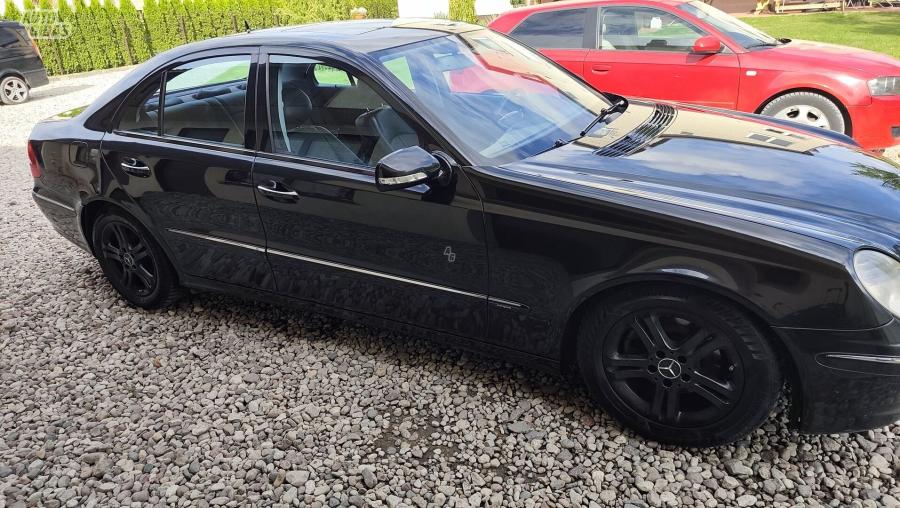Mercedes-Benz E 320 2007 in Marijampole, with an engine capacity of 3.00 L and mileage of 330 thousand km for 1050 €, photo 5 on AUTOMOTO.COM.LV
