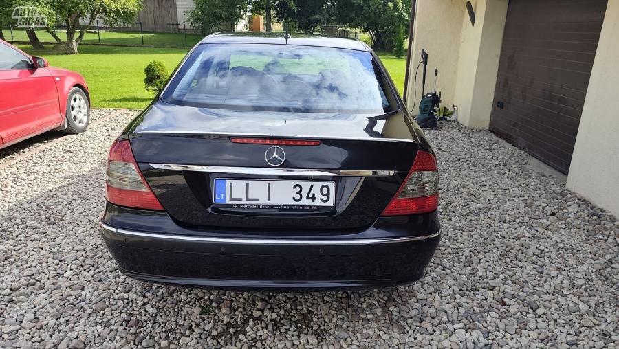 Mercedes-Benz E 320 2007 in Marijampole, with an engine capacity of 3.00 L and mileage of 330 thousand km for 1050 €, photo 7 on AUTOMOTO.COM.LV