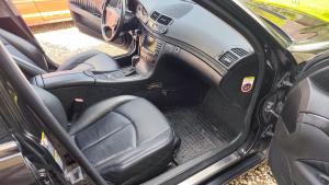 Mercedes-Benz E 320 2007 in Marijampole, with an engine capacity of 3.00 L and mileage of 330 thousand km for 1050 €, photo 19 on AUTOMOTO.COM.LV