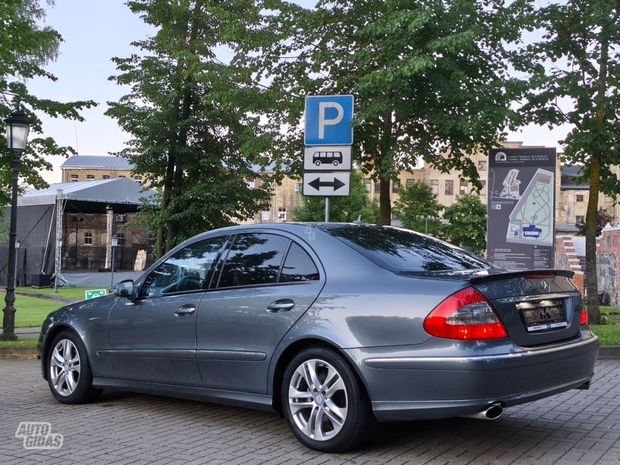 Мерседес Е 320 2008 в Шяуляй, объемом двигателя 3.00 л и пробегом 300 тыс. км за 4750 €, фото 6 на AUTOMOTO.COM.LV