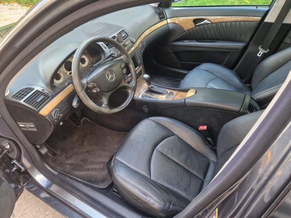 Мерседес Е 320 2008 в Каунас на AUTOMOTO.COM.LV Мерседес Е 320 2008 в Каунас, объемом двигателя 3.20 л и пробегом 260 тыс. км за 4500 €, фото 9 на AUTOMOTO.COM.LV