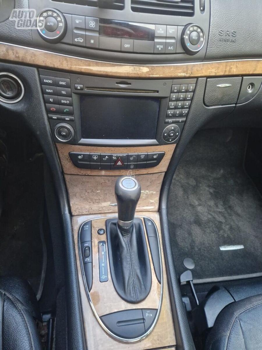 Мерседес Е 320 2008 в Каунас, объемом двигателя 3.20 л и пробегом 260 тыс. км за 4500 €, фото 15 на AUTOMOTO.COM.LV