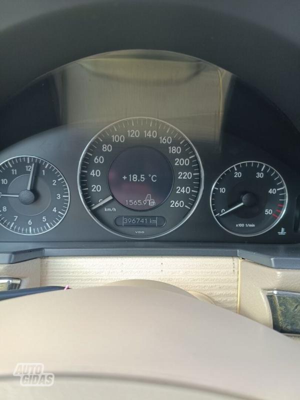 Mercedes-Benz E 320 2012 Birštonas, ar dzinēja tilpumu 3.20 L un nobraukumu 394 tūkst. km par 2400 €, foto 8 vietnē AUTOMOTO.COM.LV