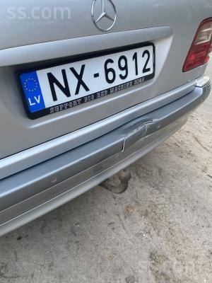 Mercedes-Benz E 320 2001 Rīga, ar dzinēja tilpumu 3.20 L un nobraukumu 190 tūkst. km par 1250 €, foto 15 vietnē AUTOMOTO.COM.LV