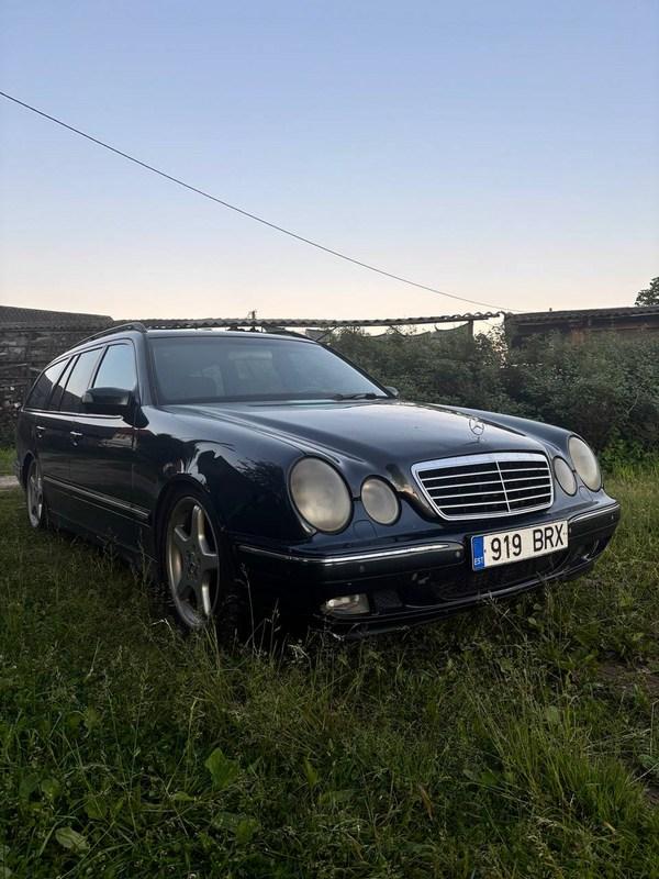 Mercedes-Benz E 320 2001 Sillamē, ar dzinēja tilpumu 3.20 L un nobraukumu 385 tūkst. km par 2200 €, foto 7 vietnē AUTOMOTO.COM.LV