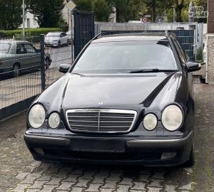 Mercedes-Benz E 320 2002 Kauņa, ar dzinēja tilpumu 3.20 L un nobraukumu 210 tūkst. km par 2000 €, foto 2 vietnē AUTOMOTO.COM.LV