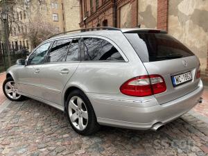 Mercedes-Benz E 320 2003 Cēsis, ar dzinēja tilpumu 3.20 L un nobraukumu 382 tūkst. km par 2490 €, foto 9 vietnē AUTOMOTO.COM.LV