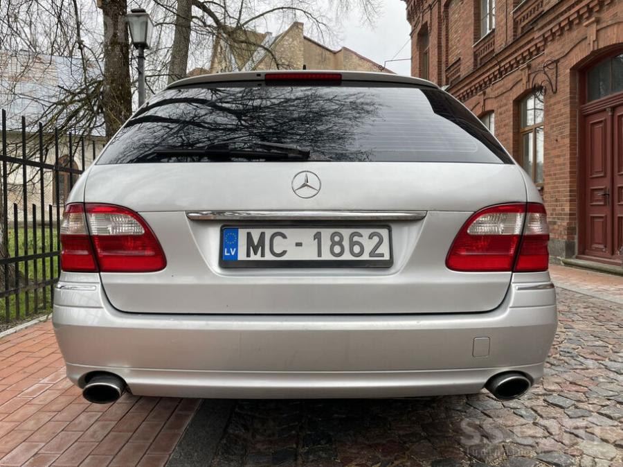 Mercedes-Benz E 320 2003 Cēsis, ar dzinēja tilpumu 3.20 L un nobraukumu 382 tūkst. km par 2490 €, foto 10 vietnē AUTOMOTO.COM.LV