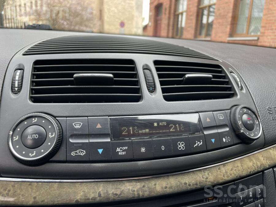 Mercedes-Benz E 320 2003 Cēsis, ar dzinēja tilpumu 3.20 L un nobraukumu 382 tūkst. km par 2490 €, foto 21 vietnē AUTOMOTO.COM.LV