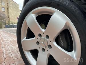 Mercedes-Benz E 320 2003 Cēsis, ar dzinēja tilpumu 3.20 L un nobraukumu 382 tūkst. km par 2490 €, foto 30 vietnē AUTOMOTO.COM.LV