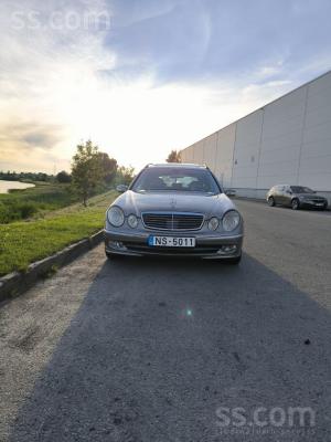 Mercedes-Benz E 320 2003 Rīga, ar dzinēja tilpumu 3.20 L un nobraukumu 418 tūkst. km par 3295 €, foto  vietnē AUTOMOTO.COM.LV
