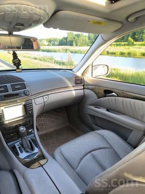 Мерседес Е 320 2003 в Рига, объемом двигателя 3.20 л и пробегом 418 тыс. км за 3295 €, фото 9 на AUTOMOTO.COM.LV