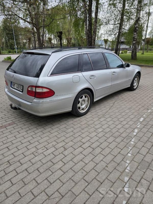 Мерседес Е 320 2004 в Огре, объемом двигателя 3.20 л и пробегом 337 тыс. км за 4500 €, фото 4 на AUTOMOTO.COM.LV