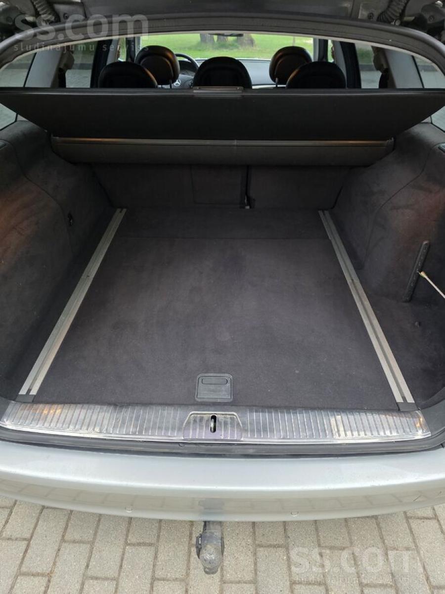 Mercedes-Benz E 320 2004 Ogre, ar dzinēja tilpumu 3.20 L un nobraukumu 337 tūkst. km par 4500 €, foto 9 vietnē AUTOMOTO.COM.LV
