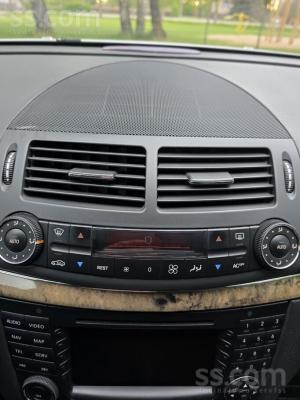 Mercedes-Benz E 320 2004 Ogre, ar dzinēja tilpumu 3.20 L un nobraukumu 337 tūkst. km par 4500 €, foto 20 vietnē AUTOMOTO.COM.LV