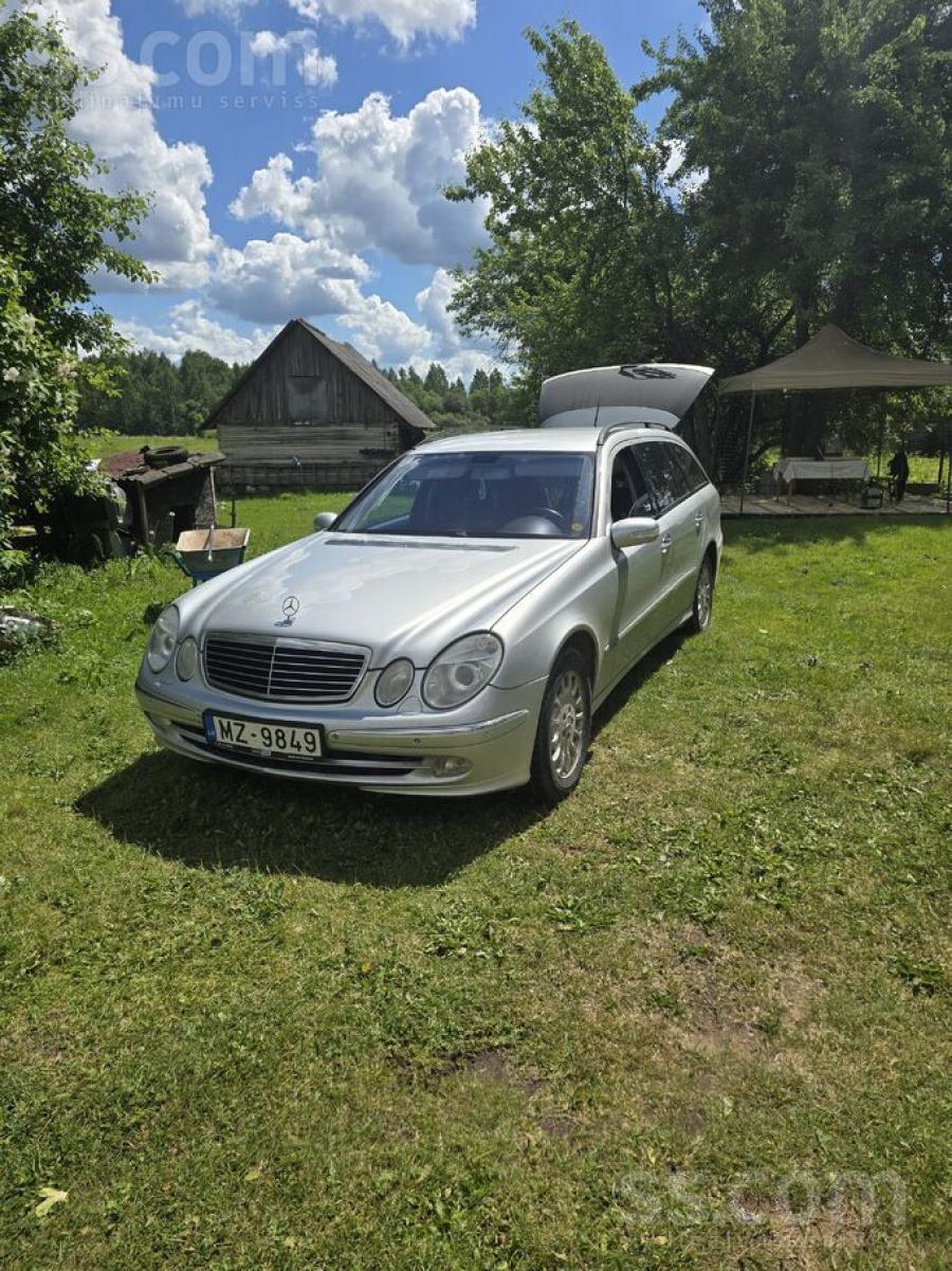 Мерседес Е 320 2004 в Балви, объемом двигателя 3.20 л и пробегом 633 тыс. км за 2250 €, фото 3 на AUTOMOTO.COM.LV