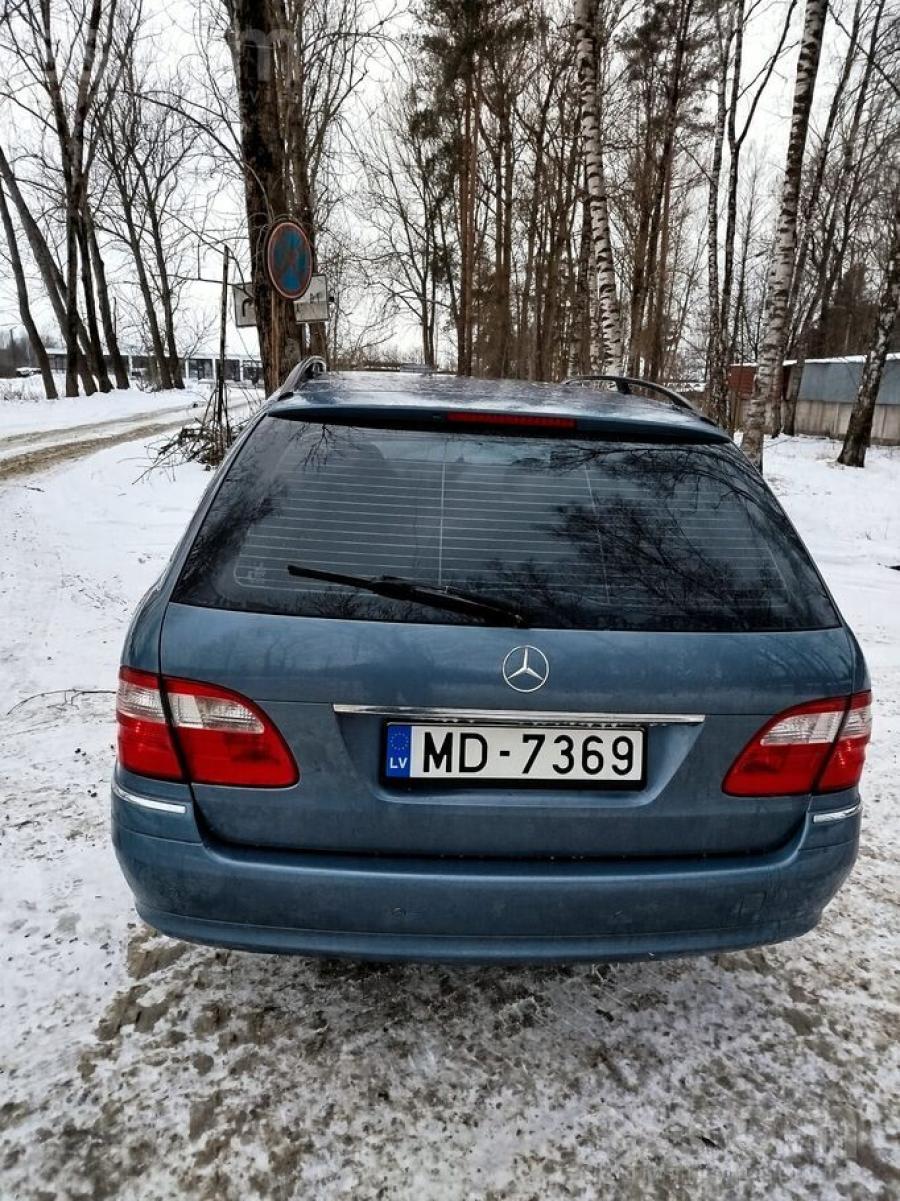 Mercedes-Benz E 320 2004 Rīga, ar dzinēja tilpumu 3.20 L un nobraukumu 347 tūkst. km par 3300 €, foto 5 vietnē AUTOMOTO.COM.LV