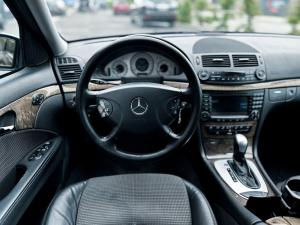 Мерседес Е 320 2005 в Таллин, объемом двигателя 3.00 л и пробегом 400 тыс. км за 2399 €, фото 22 на AUTOMOTO.COM.LV